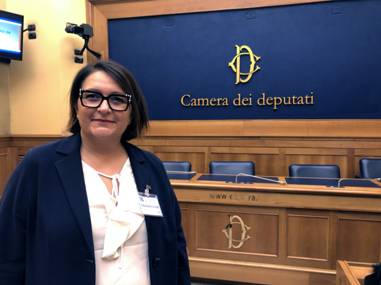The office - Anna Maria Bonesi > Commercialista Ferrara
